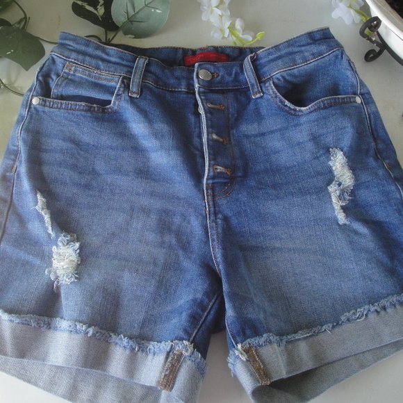 Jennifer Lopez | Shorts | Jennifer Lopez High Rise Denim Shorts | Poshmark